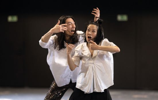 Kaori Ito chorégraphie Waré Mono au TJP - poly.fr