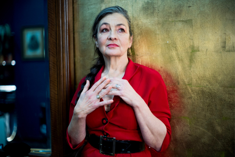 Catherine Ringer emprunte les mots d'Alice Mendelson - poly.fr